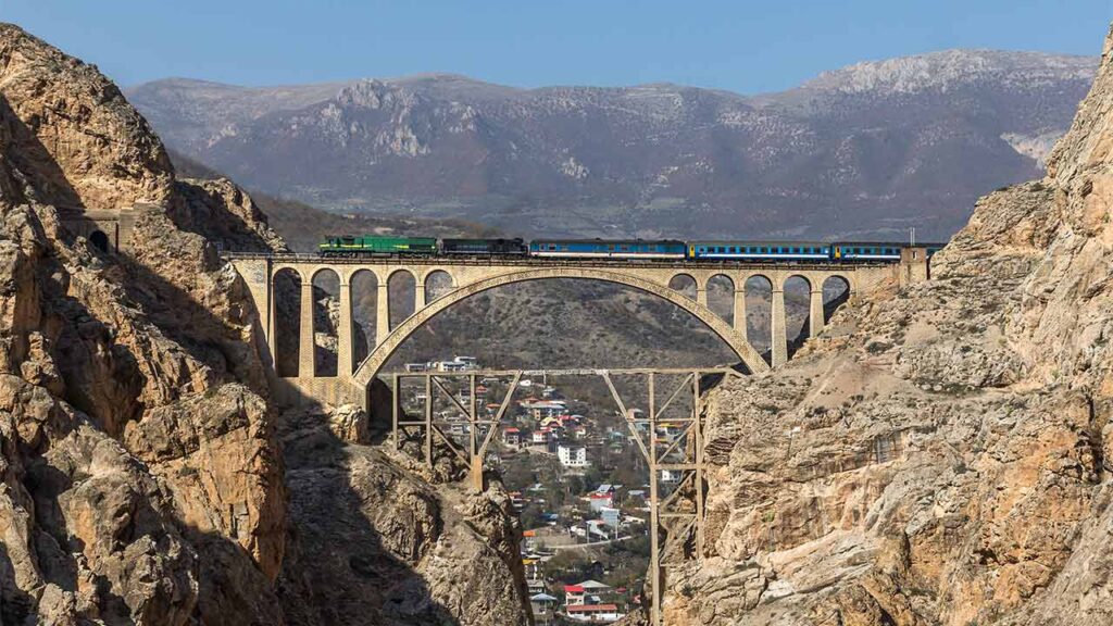 The Trans-Iranian Railway in the UNESCO World Heritage List - 1001 ...